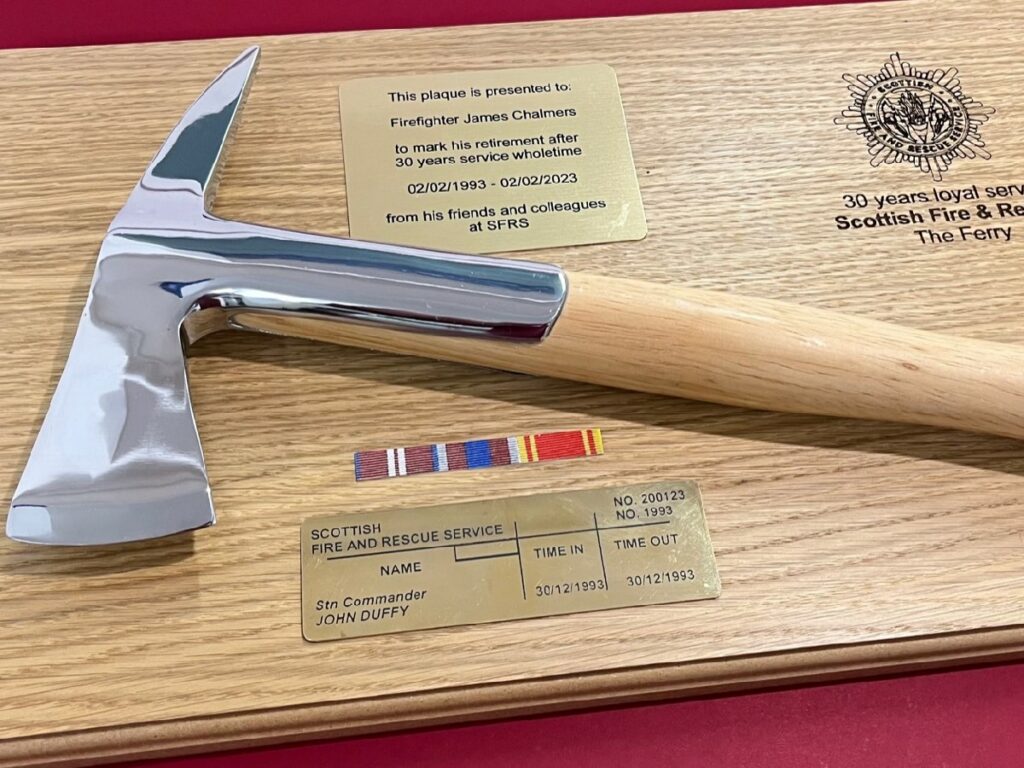 Presentation Plaque - Signs & Designs